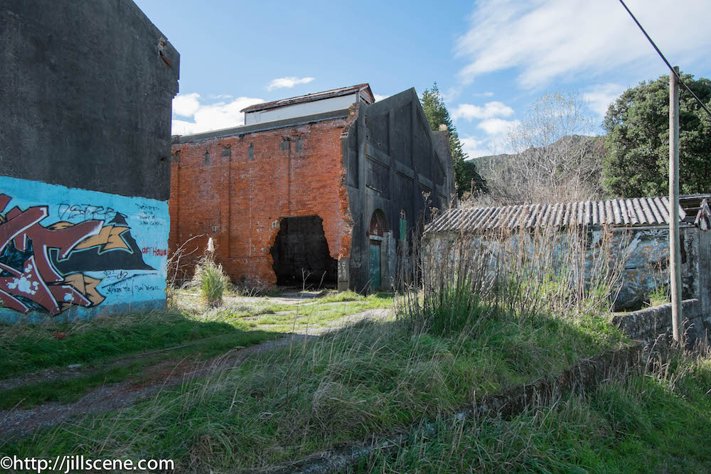 Next stop: Tokomaru Bay – Jill's Scene